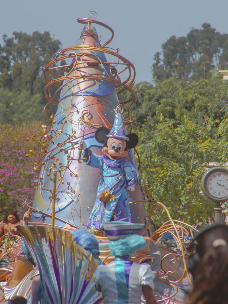 【2025年最新】カリフォルニア ディズニーランド・リゾートのおすすめアトラクションをレポート！｜tabimuse